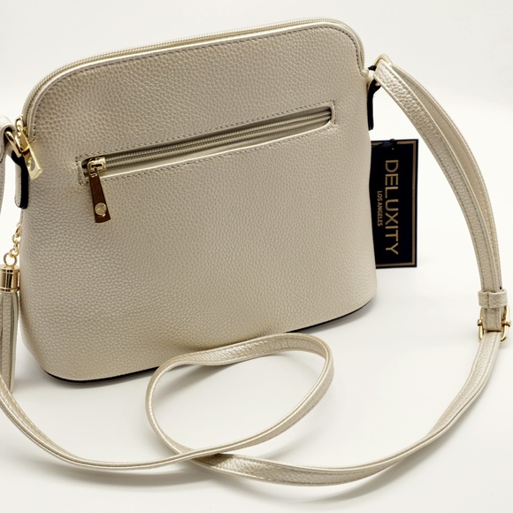 Deluxity | Bags | Deluxity Los Angeles Gold Shimmer Purse | Poshmark